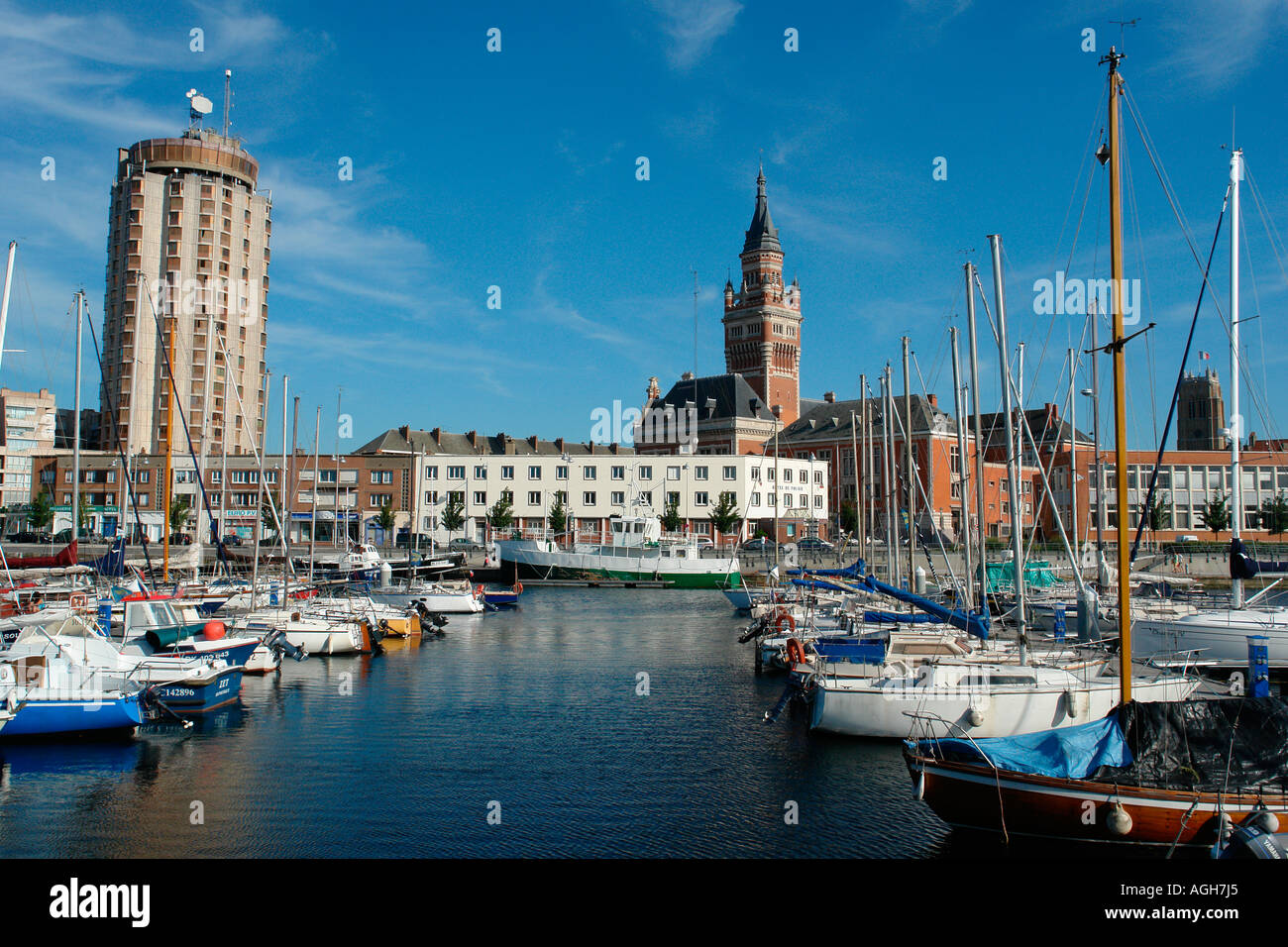 Dunkirk dunkerque hi-res stock photography and images - Alamy