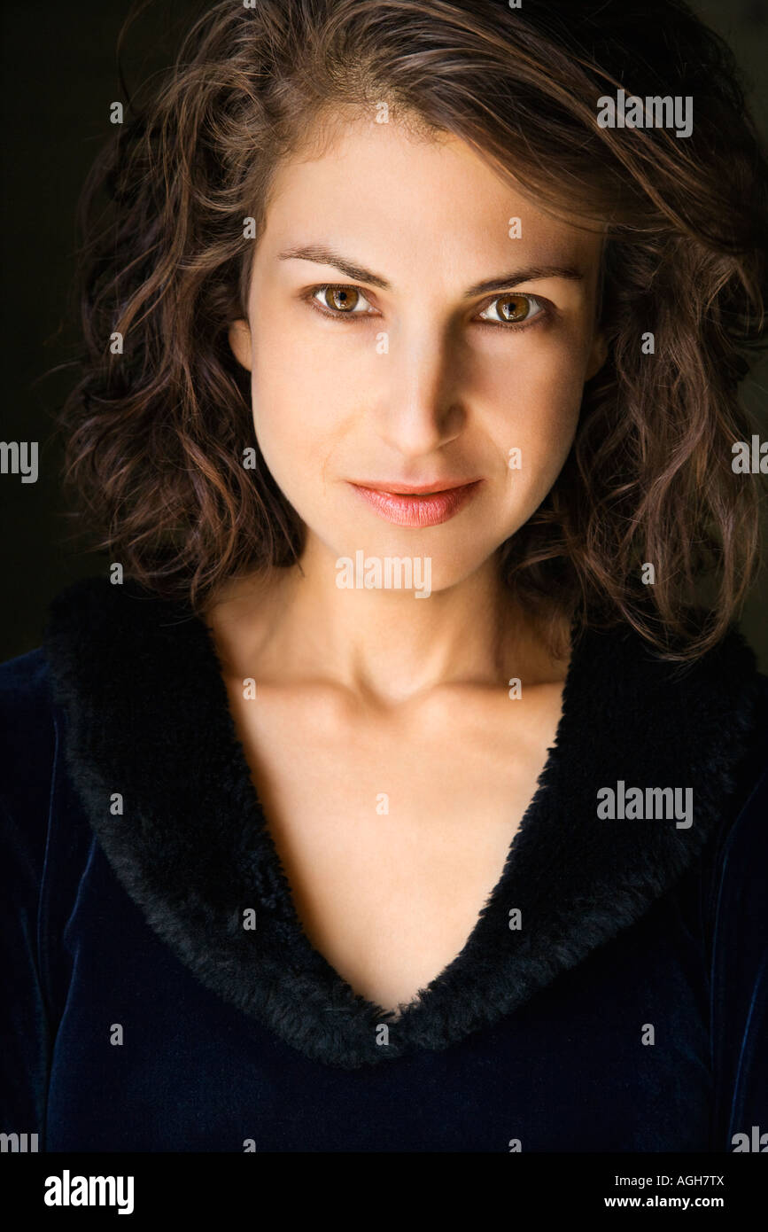 Head and shoulder portrait of pretty brunette woman Stock Photo - Alamy