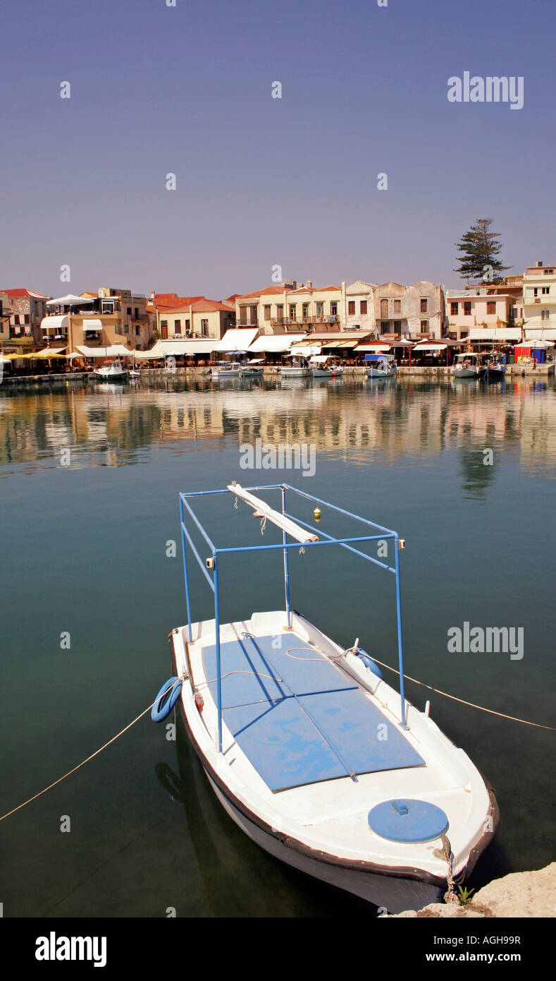 THE VENETIAN HARBOUR AT RETHYMNON. CRETE. MEDITERRANEAN GREEK ISLAND ...