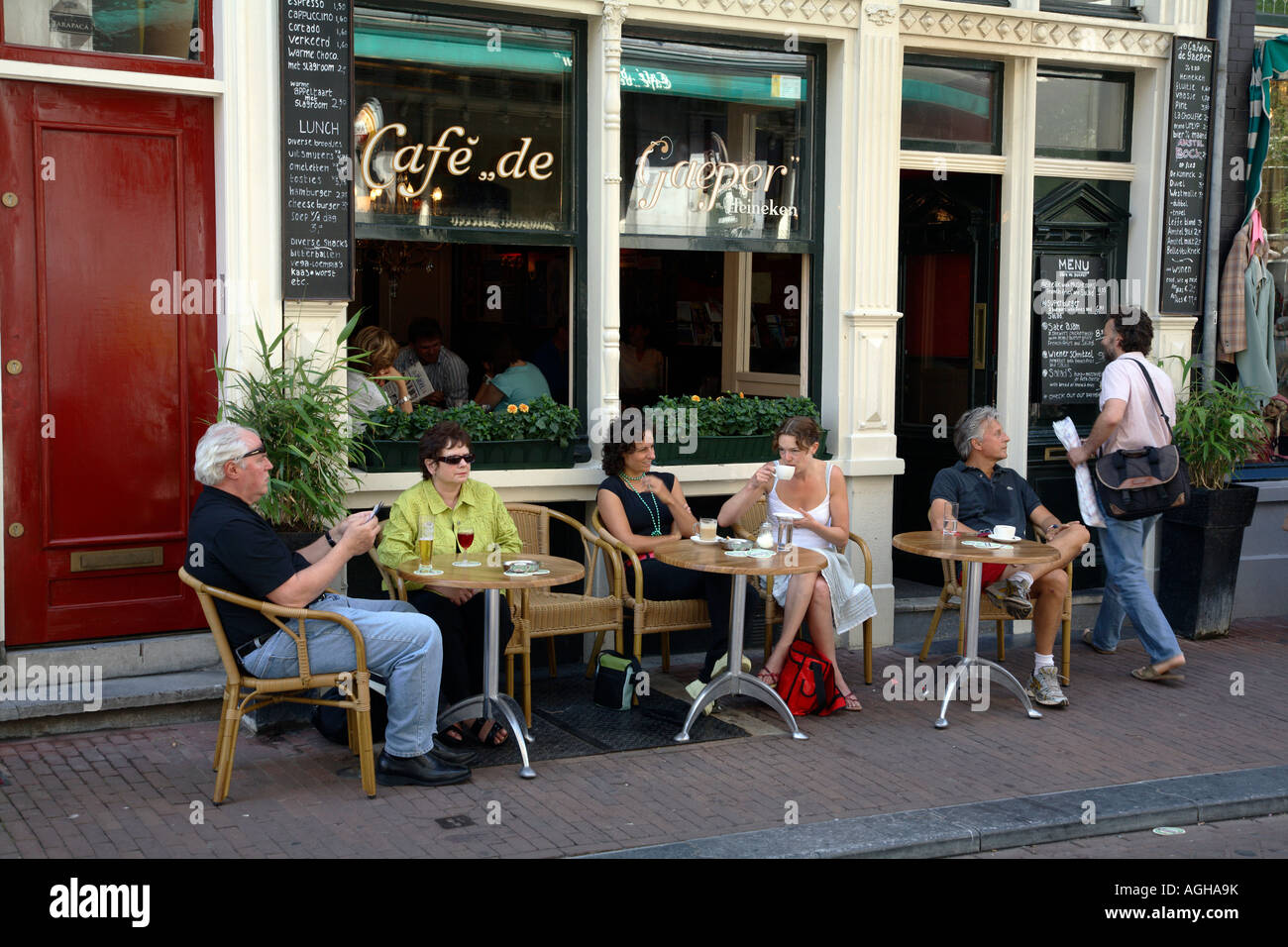 Everyday amsterdam hi-res stock photography and images - Alamy