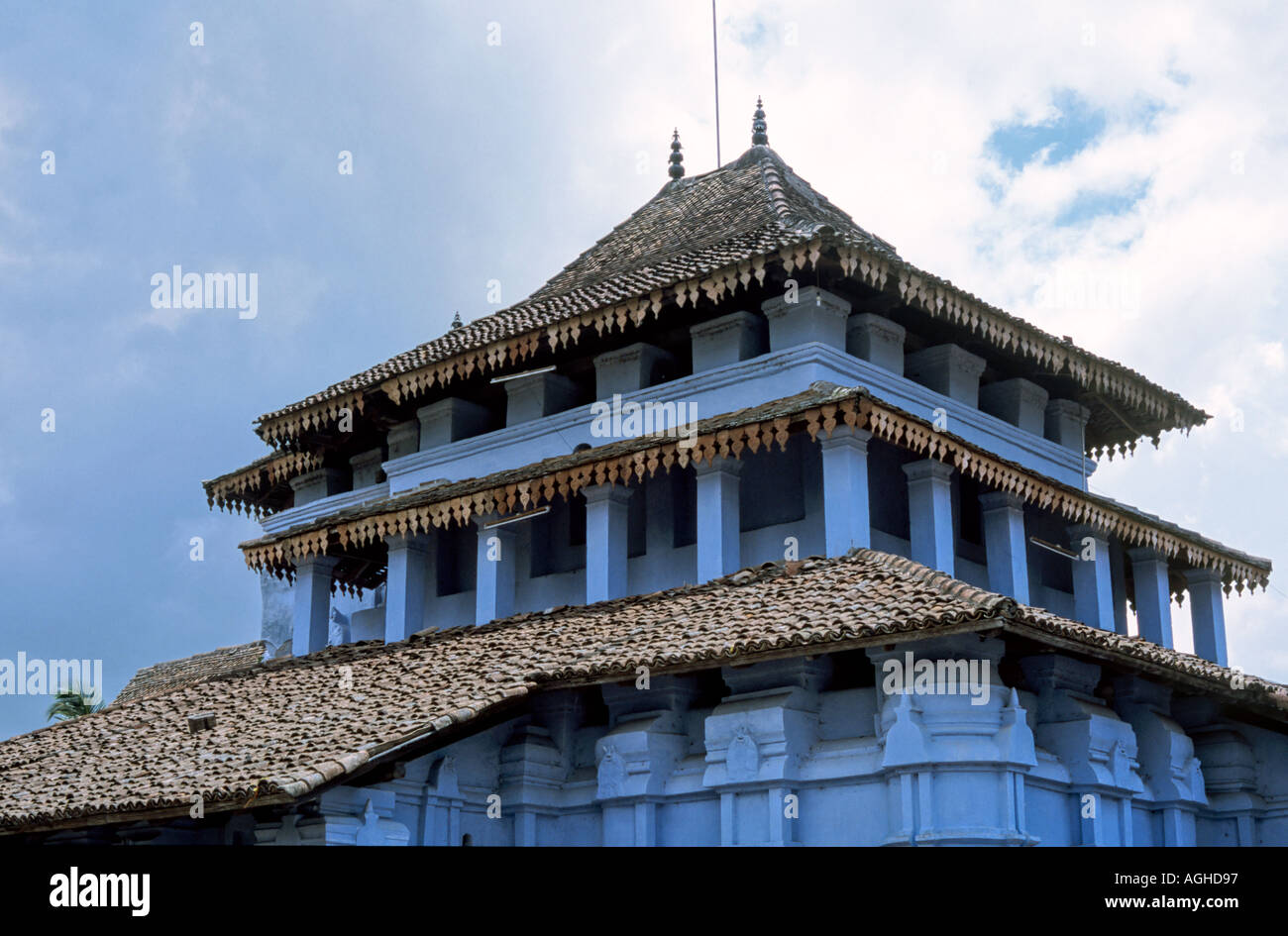 Lankatilaka Temple. Udunuwara Hiyarapitiya village of Kandy, Sri Lanka ...
