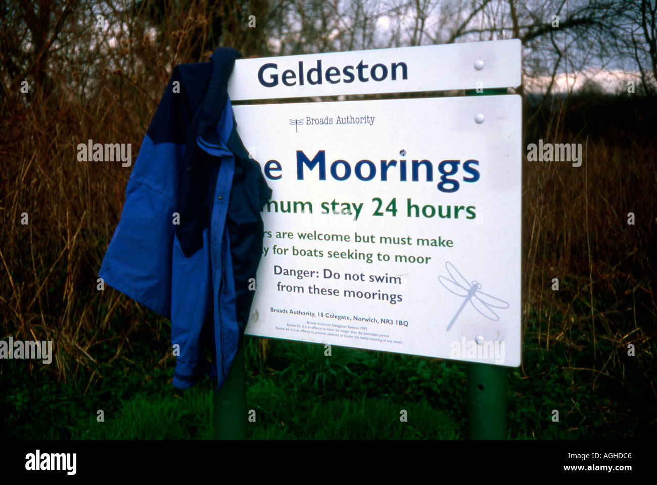 Hanging by their moorings hi-res stock photography and images - Alamy