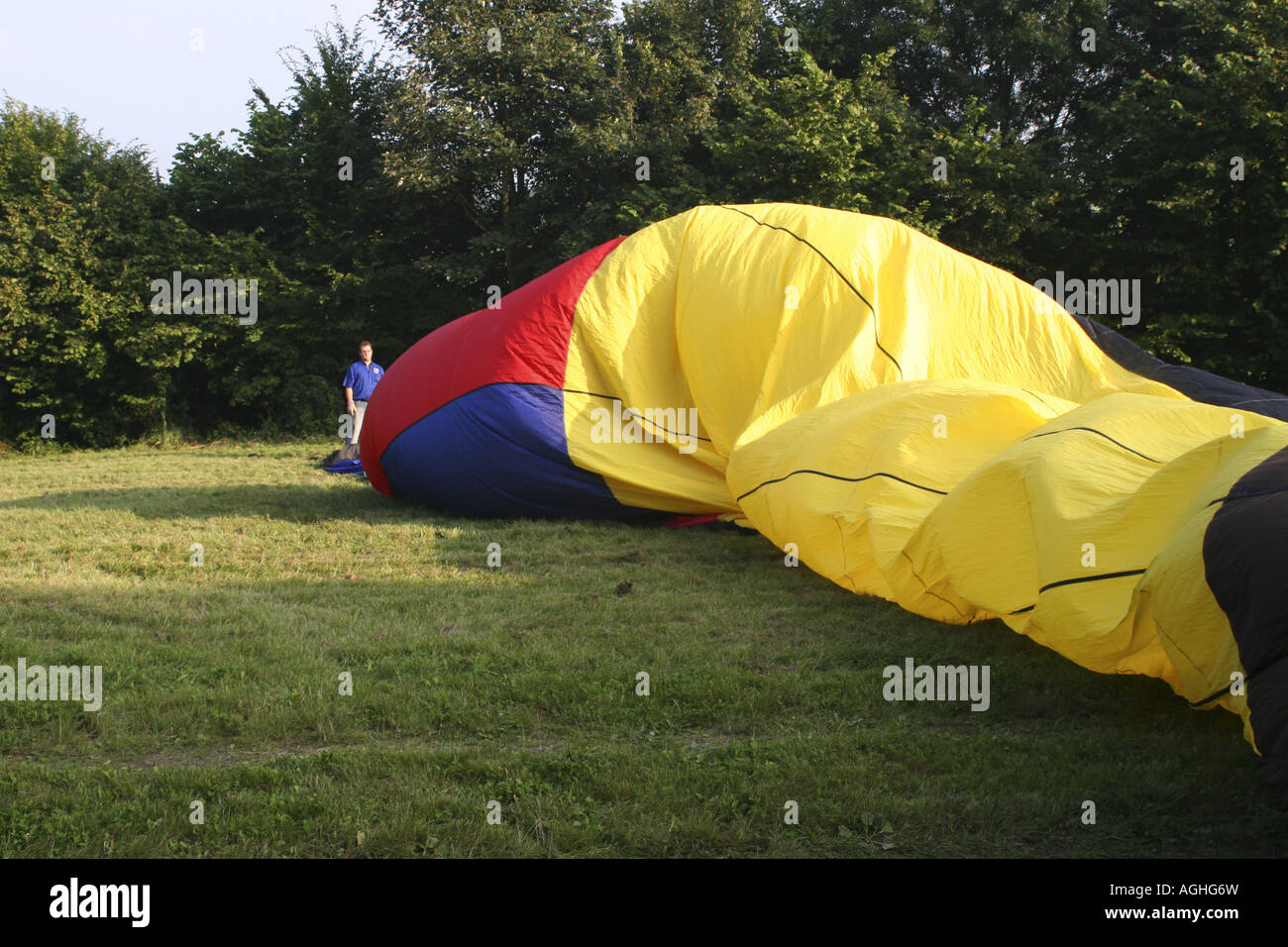 before the start - inflating the balloon shell Stock Photo - Alamy