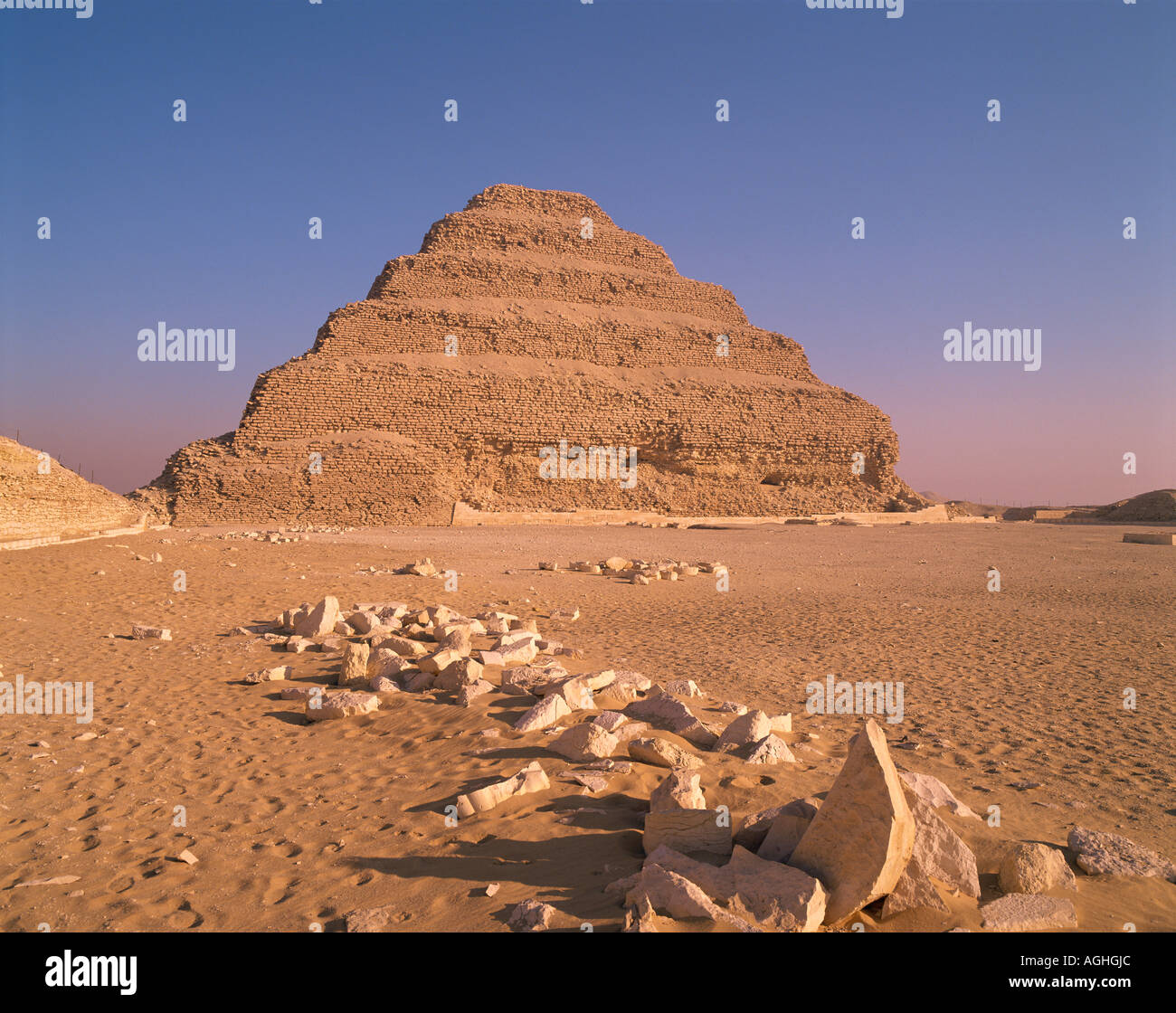 Saqqara tombs hi-res stock photography and images - Alamy
