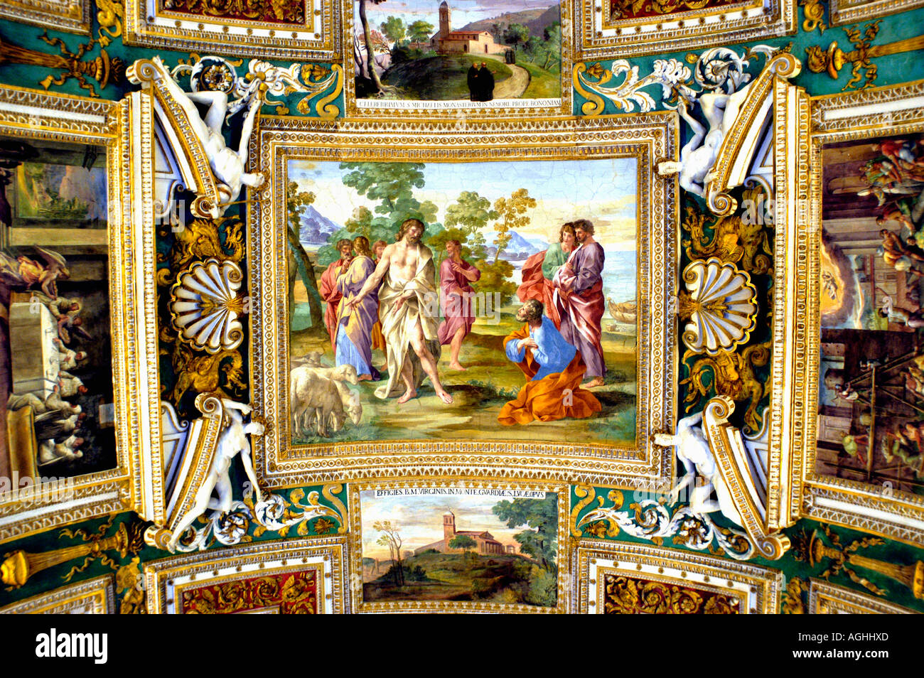 fresco painting, Ceiling of the Gallery of Maps, Vatican museum, Vatican, Rome, Italy Stock ...