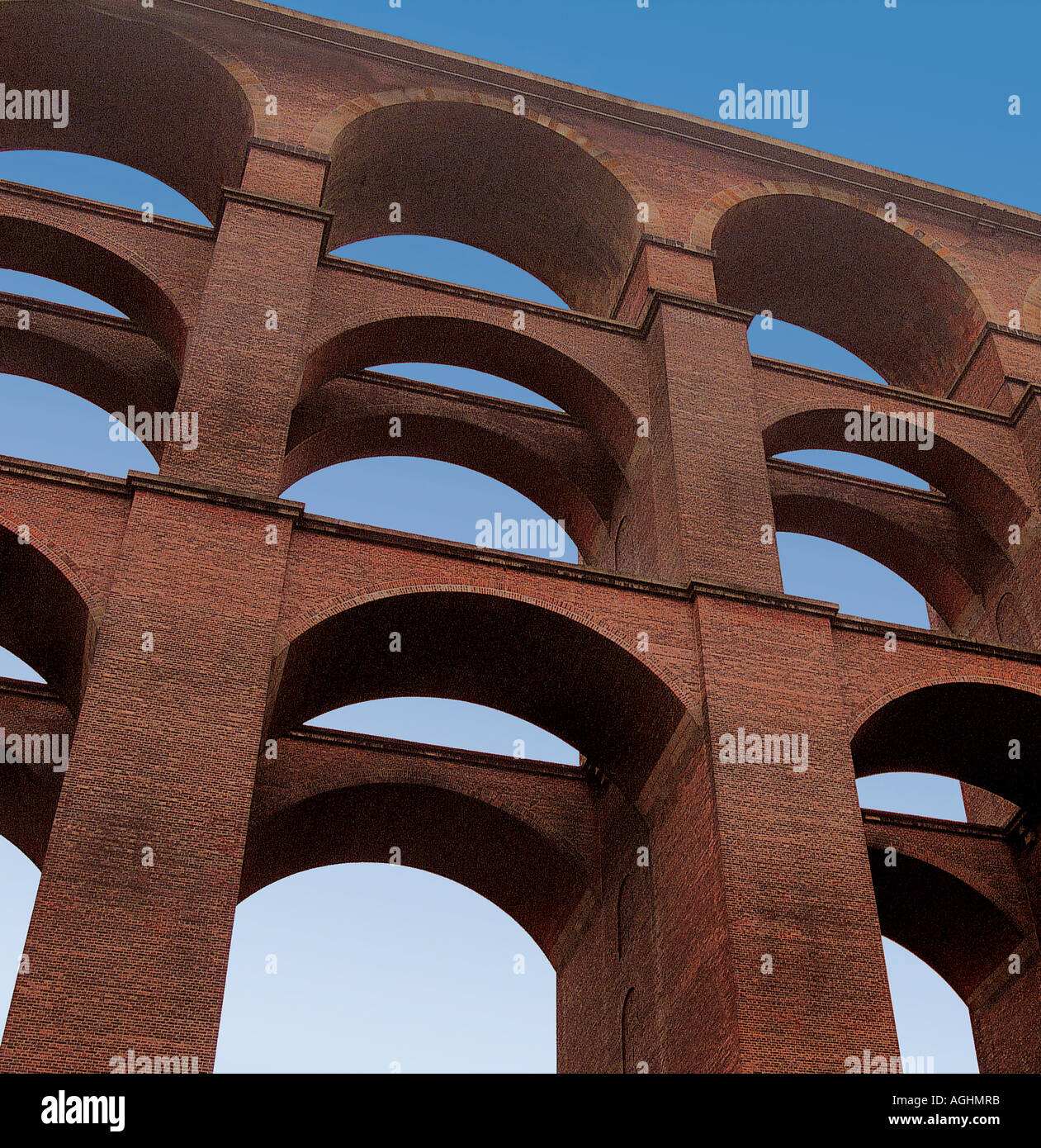 Viadukt bogen hi-res stock photography and images - Alamy