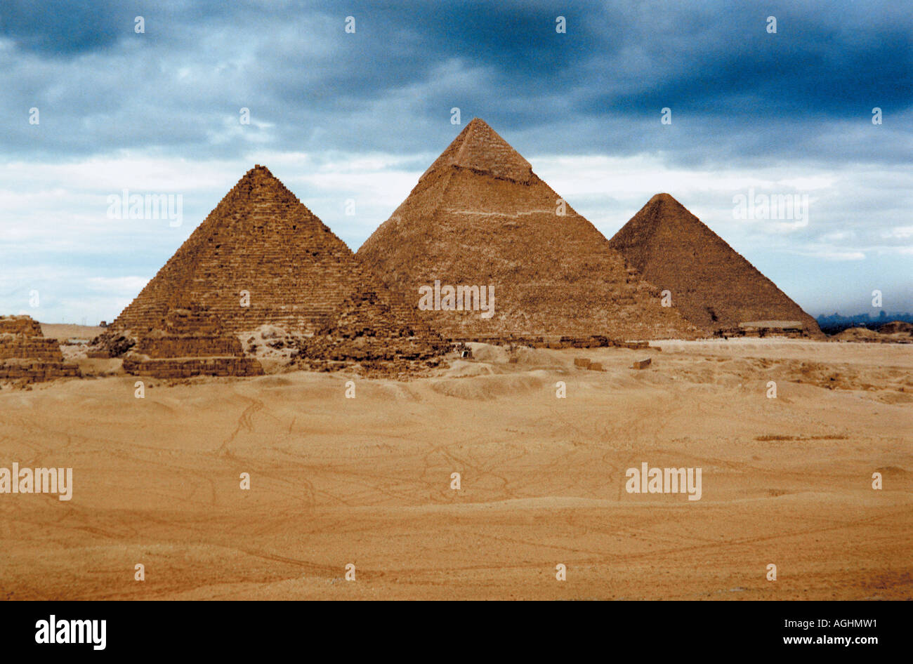Egypt Cairo Pyramids in arid landscape Stock Photo - Alamy