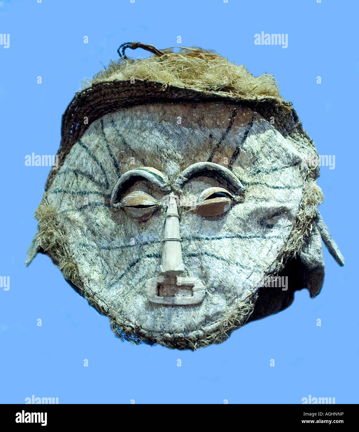 Mask south New Ireland Museum Stock Photo - Alamy