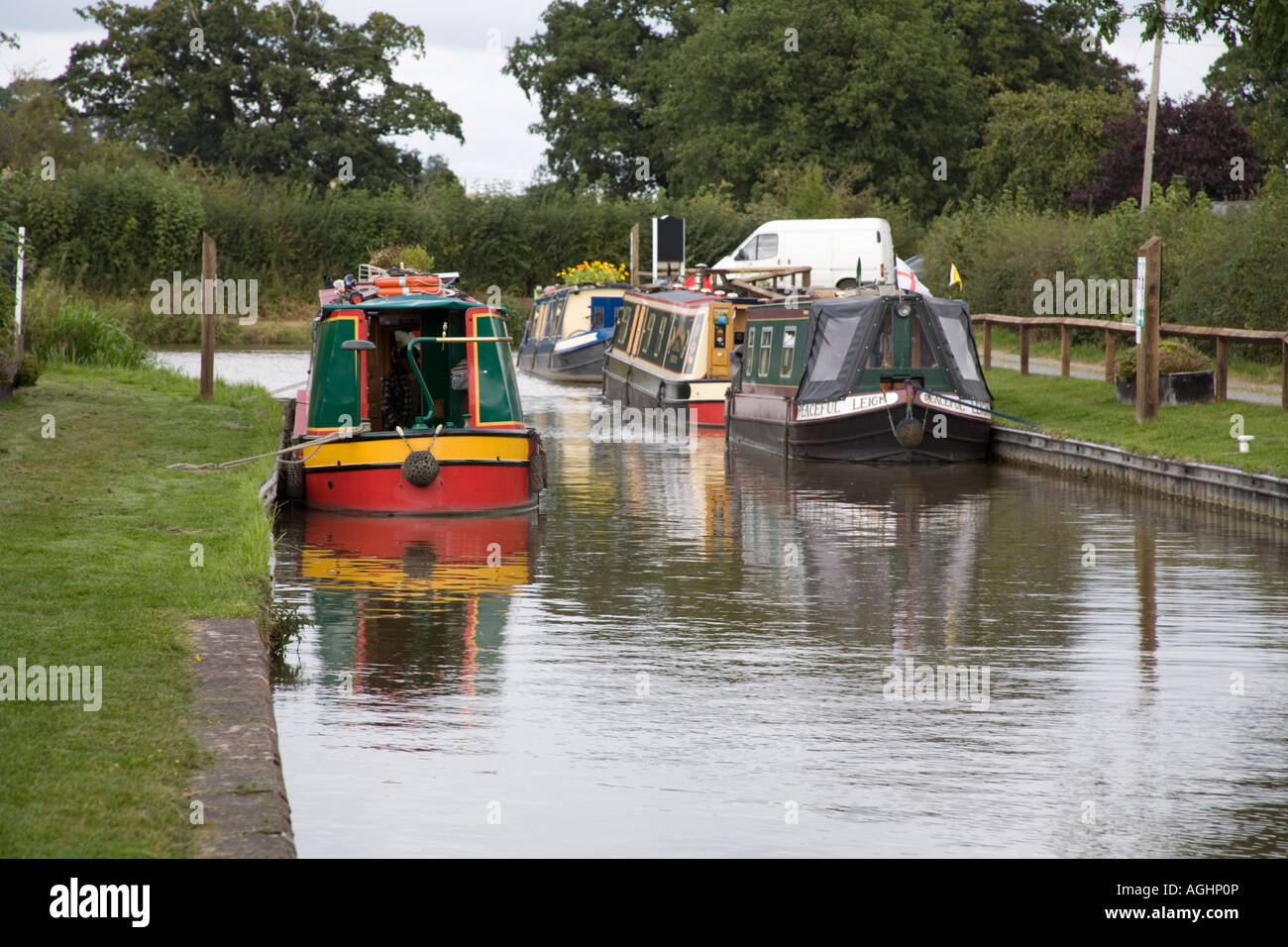 Montgomery canal uk hi-res stock photography and images - Alamy