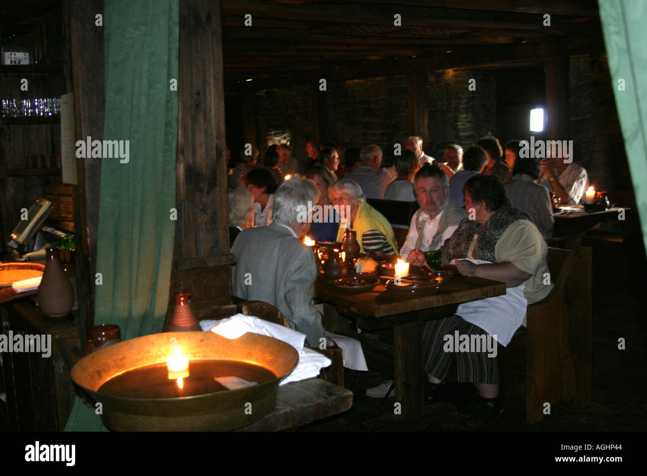 Olde hansa medieval restaurant interior hi-res stock photography and ...