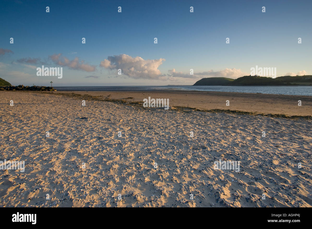 Ferryside beach hi-res stock photography and images - Alamy