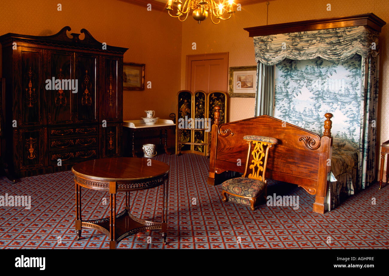 Muckross house room hi-res stock photography and images - Alamy