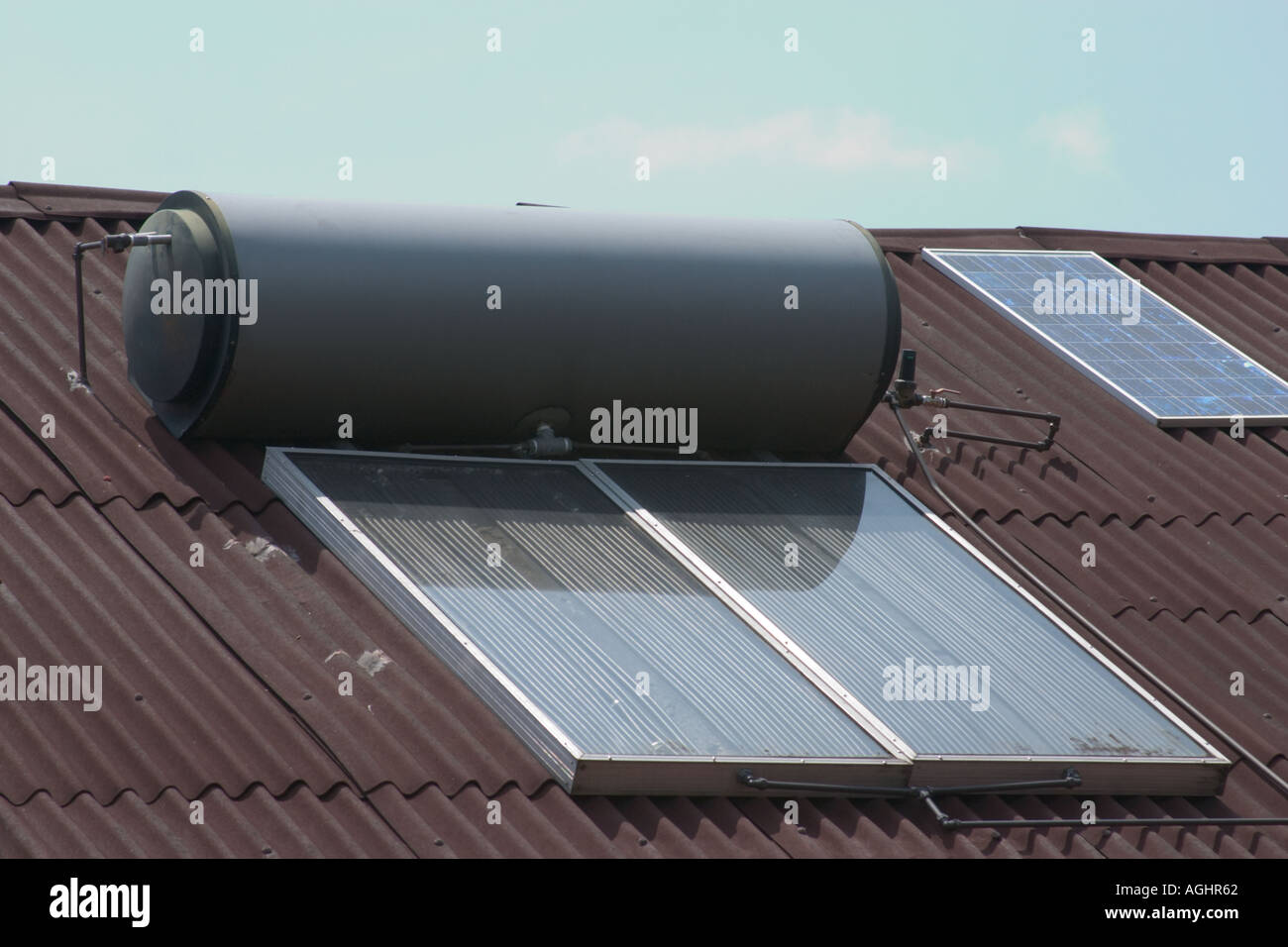 Roof top solar water heating hi-res stock photography and images - Alamy