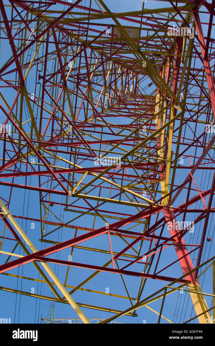 lattice pattern of electricity power transmission tower Stock Photo - Alamy