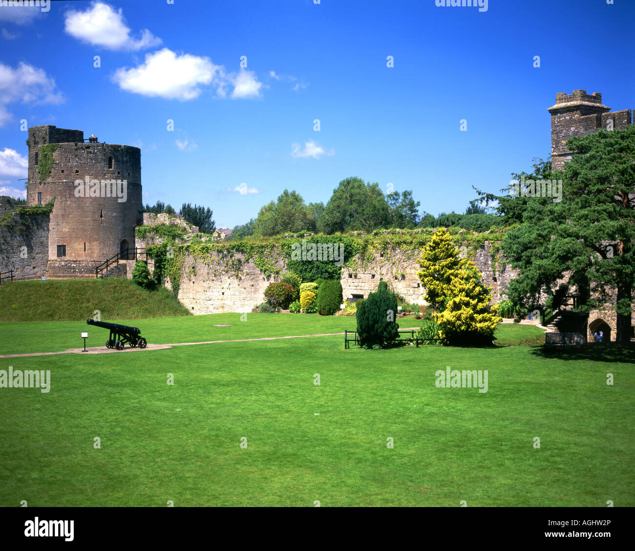 Caldicot Castle High Resolution Stock Photography and Images - Alamy