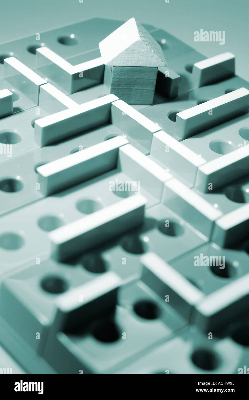 Real life maze hi-res stock photography and images - Alamy