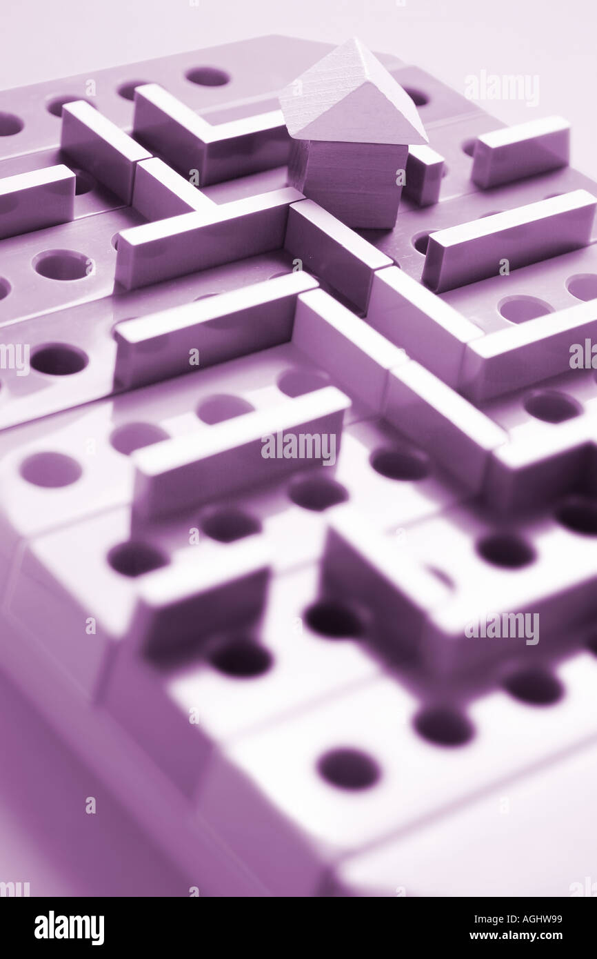 Real life maze hi-res stock photography and images - Alamy