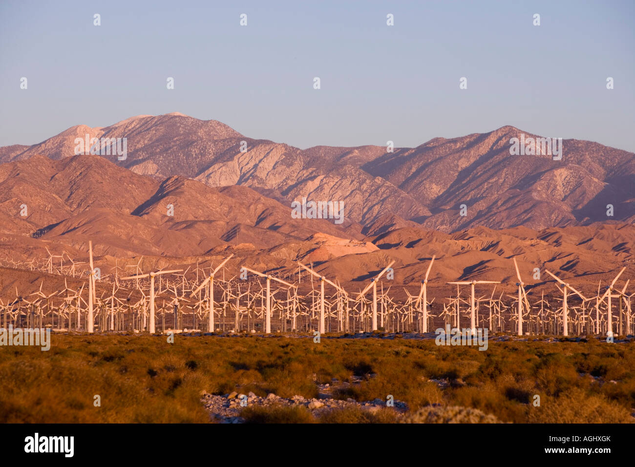 A wind farm in the San Gorgonio Mountain Pass in Palm Springs ...