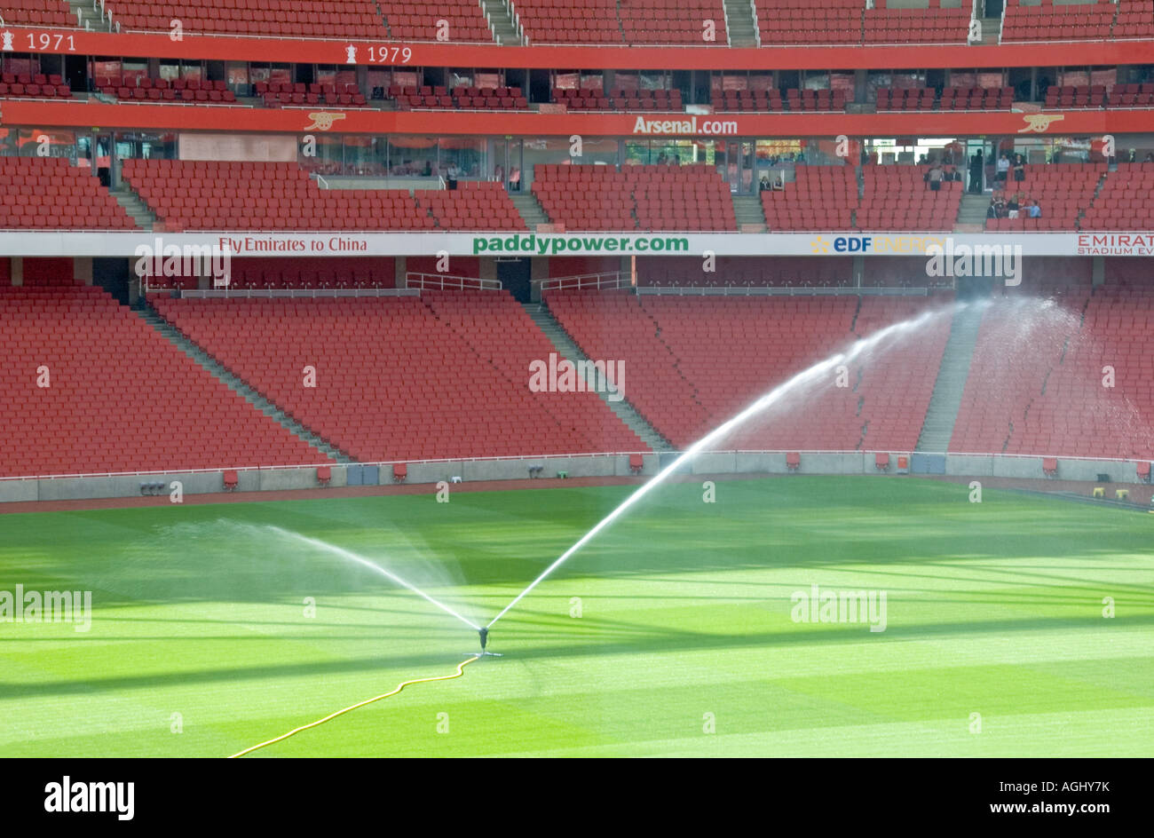 Watering the turf at Arsenal's Emirates Stadium Ashburton Grove ...