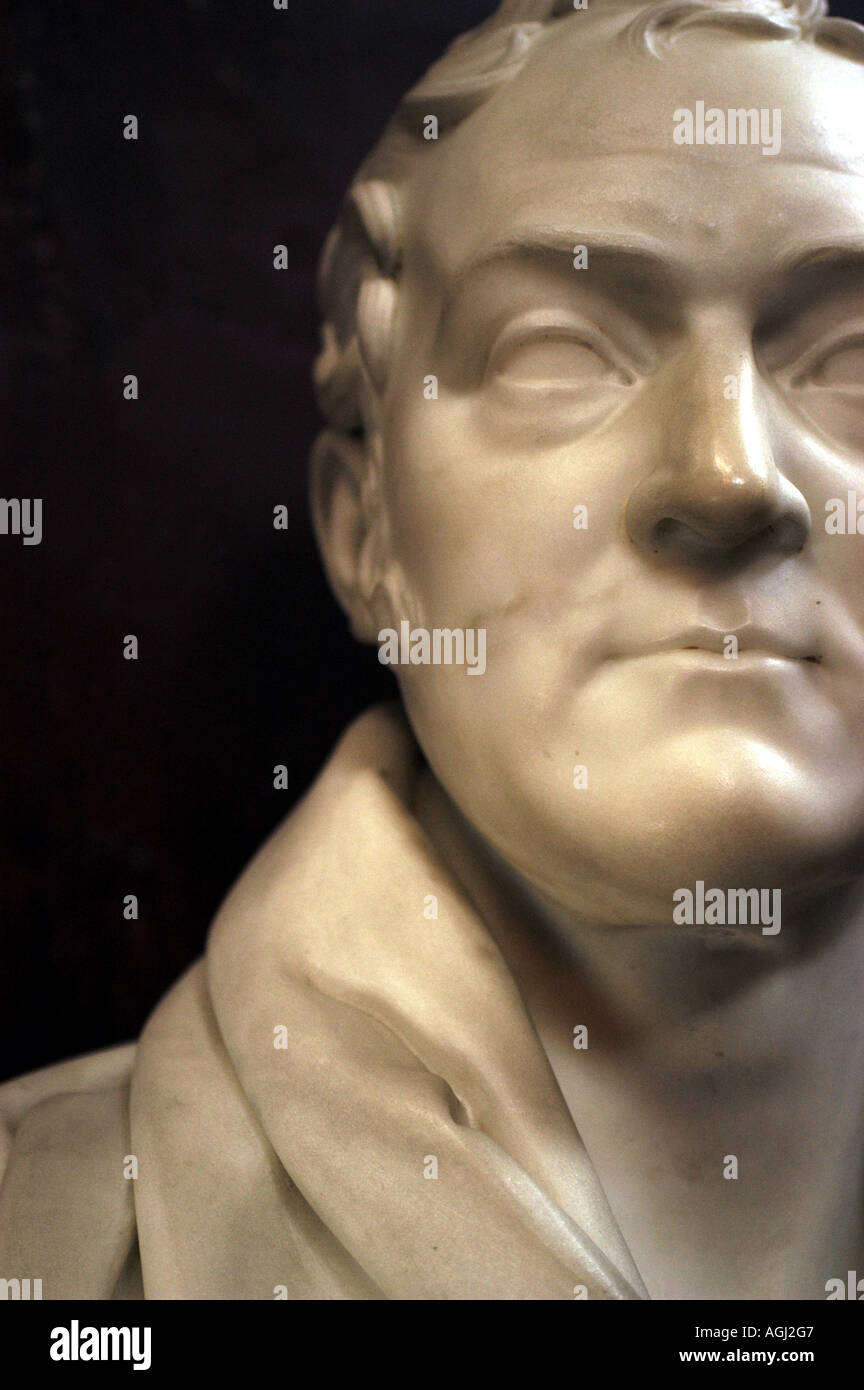 William huskisson statue hi-res stock photography and images - Alamy