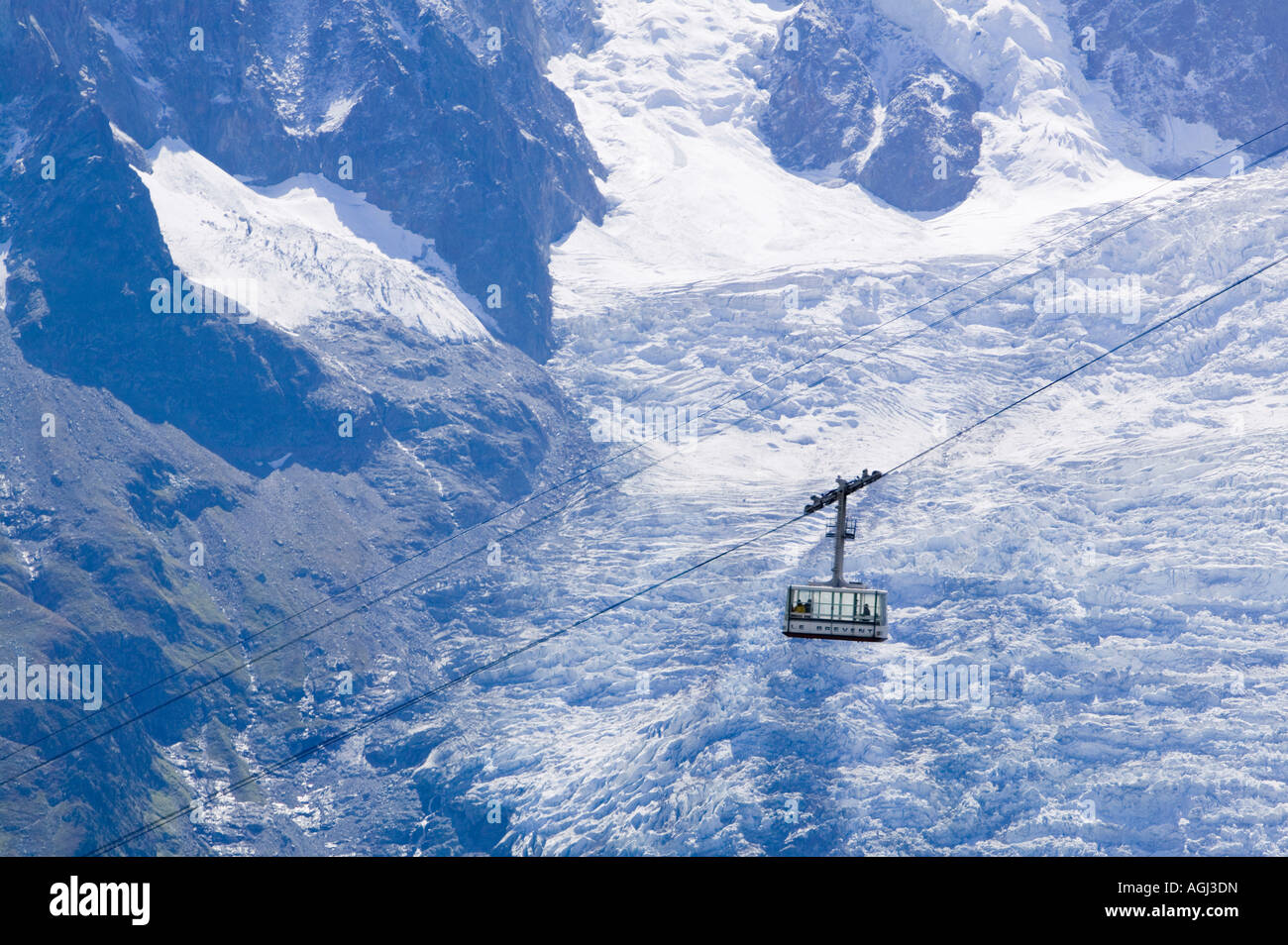 The brevent cablecar hi-res stock photography and images - Alamy