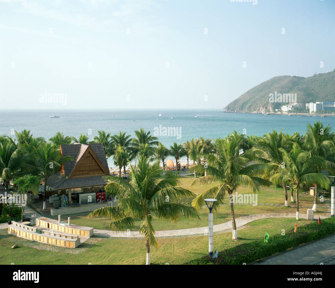Beach at Dadonghai, Sanya, China Stock Photo - Alamy