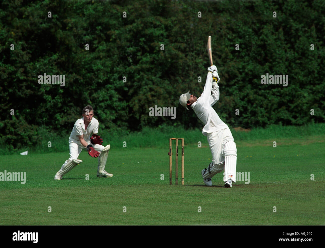Batting hit hi-res stock photography and images - Alamy