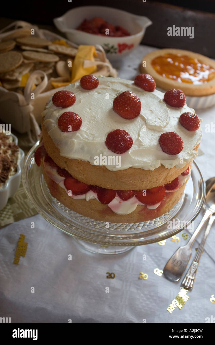 Flan desert hi-res stock photography and images - Alamy