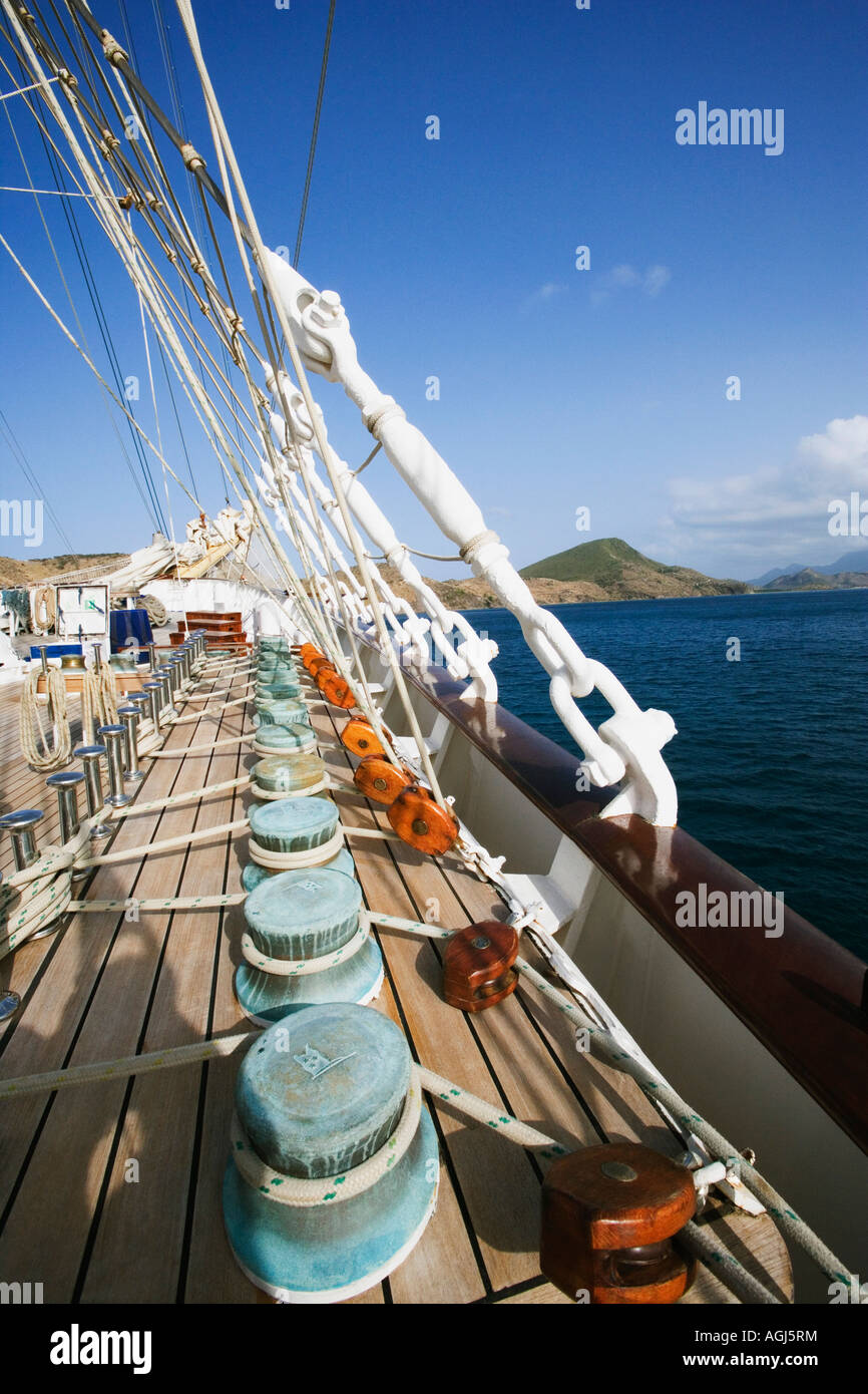 Rigging of a sailing ship Stock Photo - Alamy