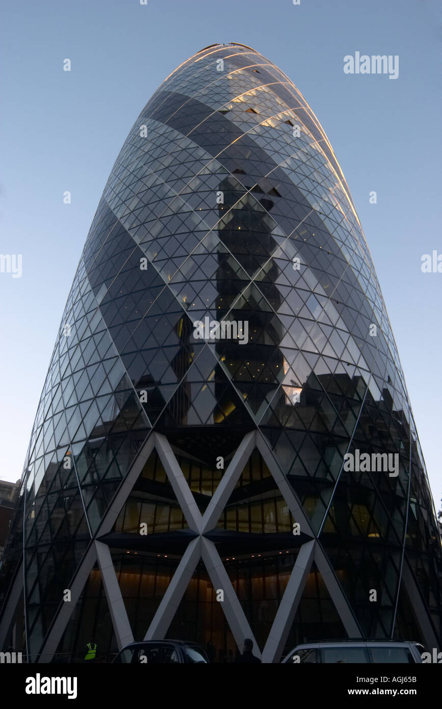 30 St Mary Axe (Swiss RE Building), London, England Stock Photo - Alamy