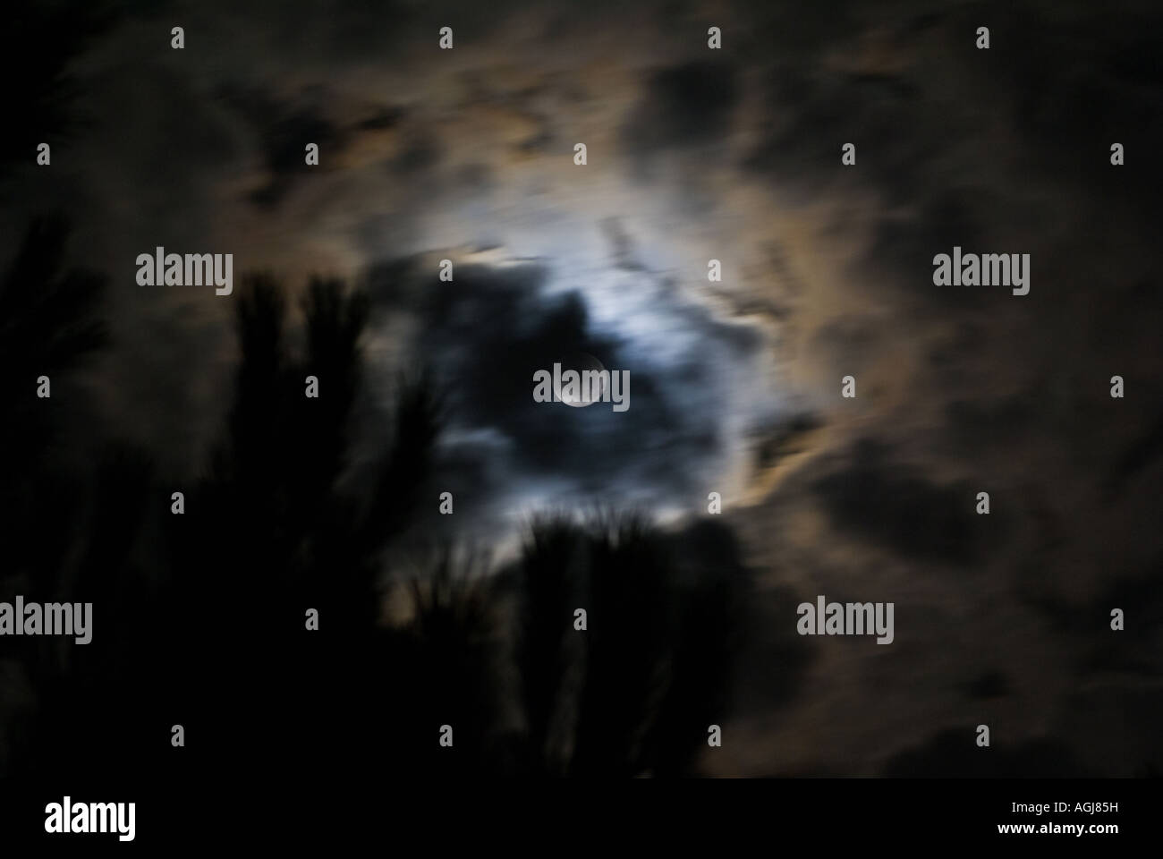 Storm moon hi-res stock photography and images - Alamy