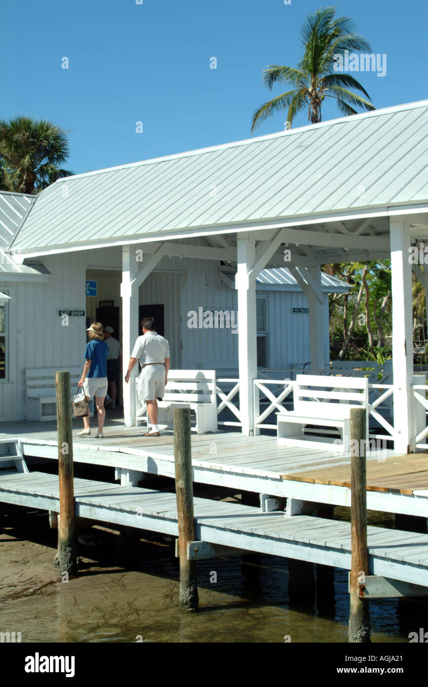 Cabbage key pine island hi-res stock photography and images - Alamy