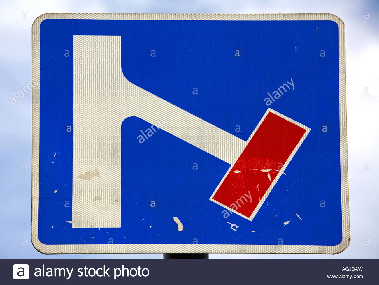 Dead end no through road hi-res stock photography and images - Alamy