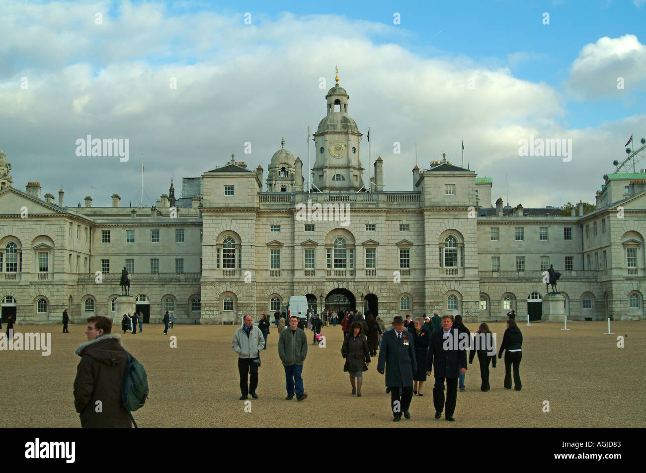 Horse guards quarters London Stock Photo - Alamy
