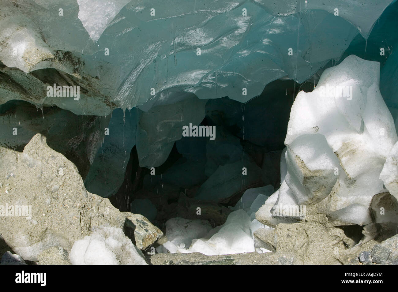Dripping water off glacier hi-res stock photography and images - Alamy