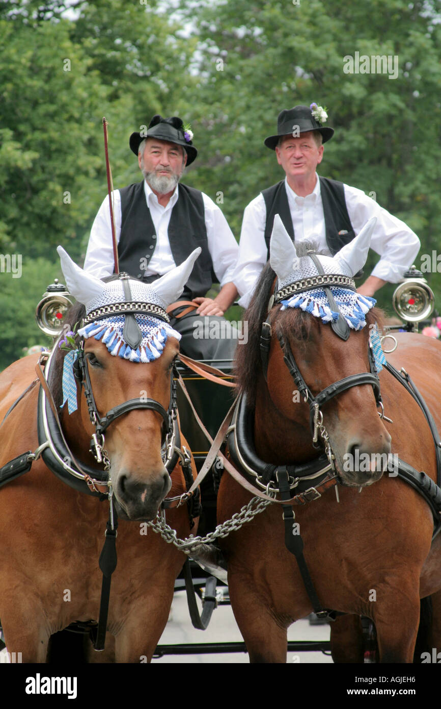 Coachmen hi-res stock photography and images - Alamy
