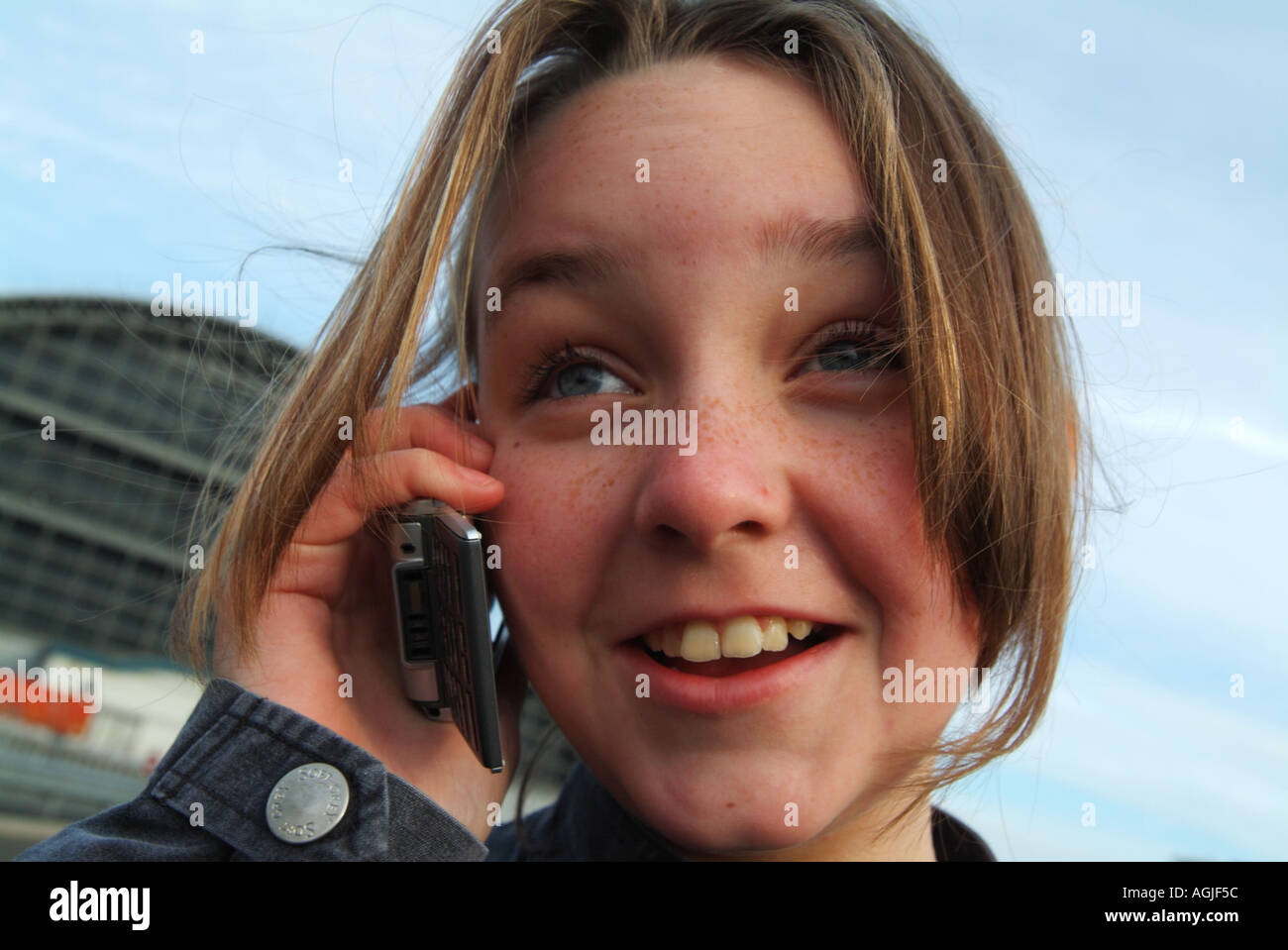 mobile phone conversation Stock Photo - Alamy