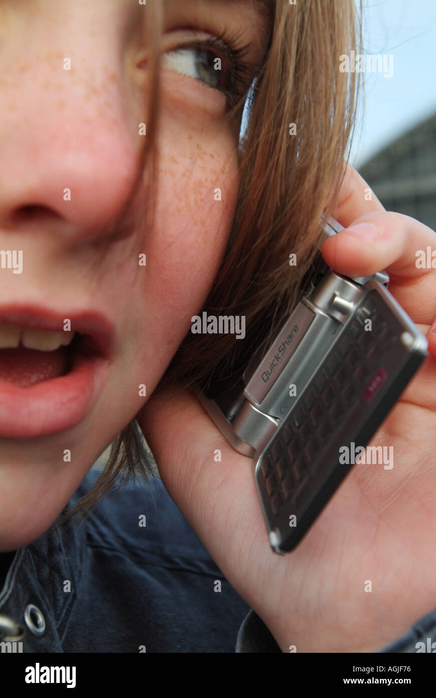 mobile phone conversation Stock Photo - Alamy