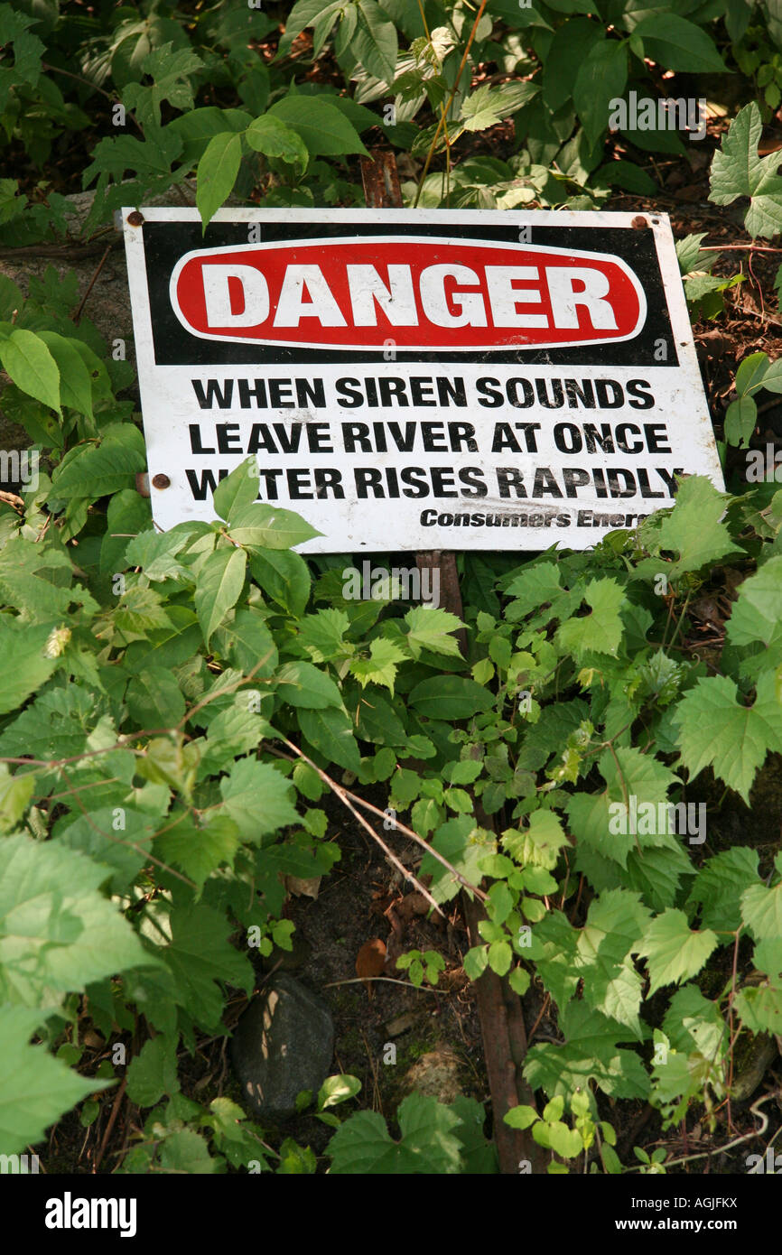 Siren danger sign alerting to the water level of the dam The sign ...