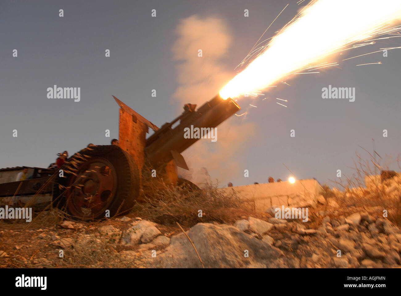 Cannon Firing Stock Photos & Cannon Firing Stock Images - Alamy