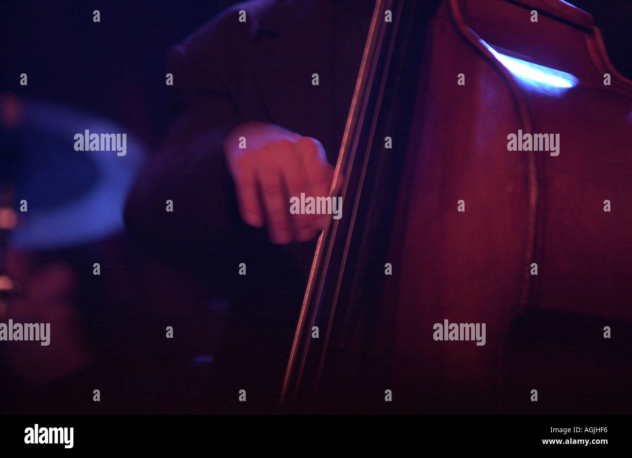 Stringed instruments hands playing musical hi-res stock photography and ...