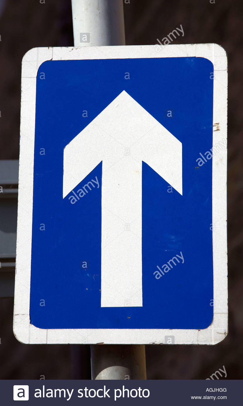 One way traffic flow hi-res stock photography and images - Alamy