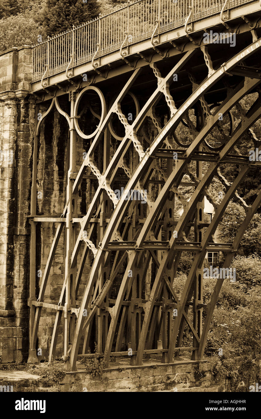 The Iron Bridge inn Ironbridge Stock Photo - Alamy