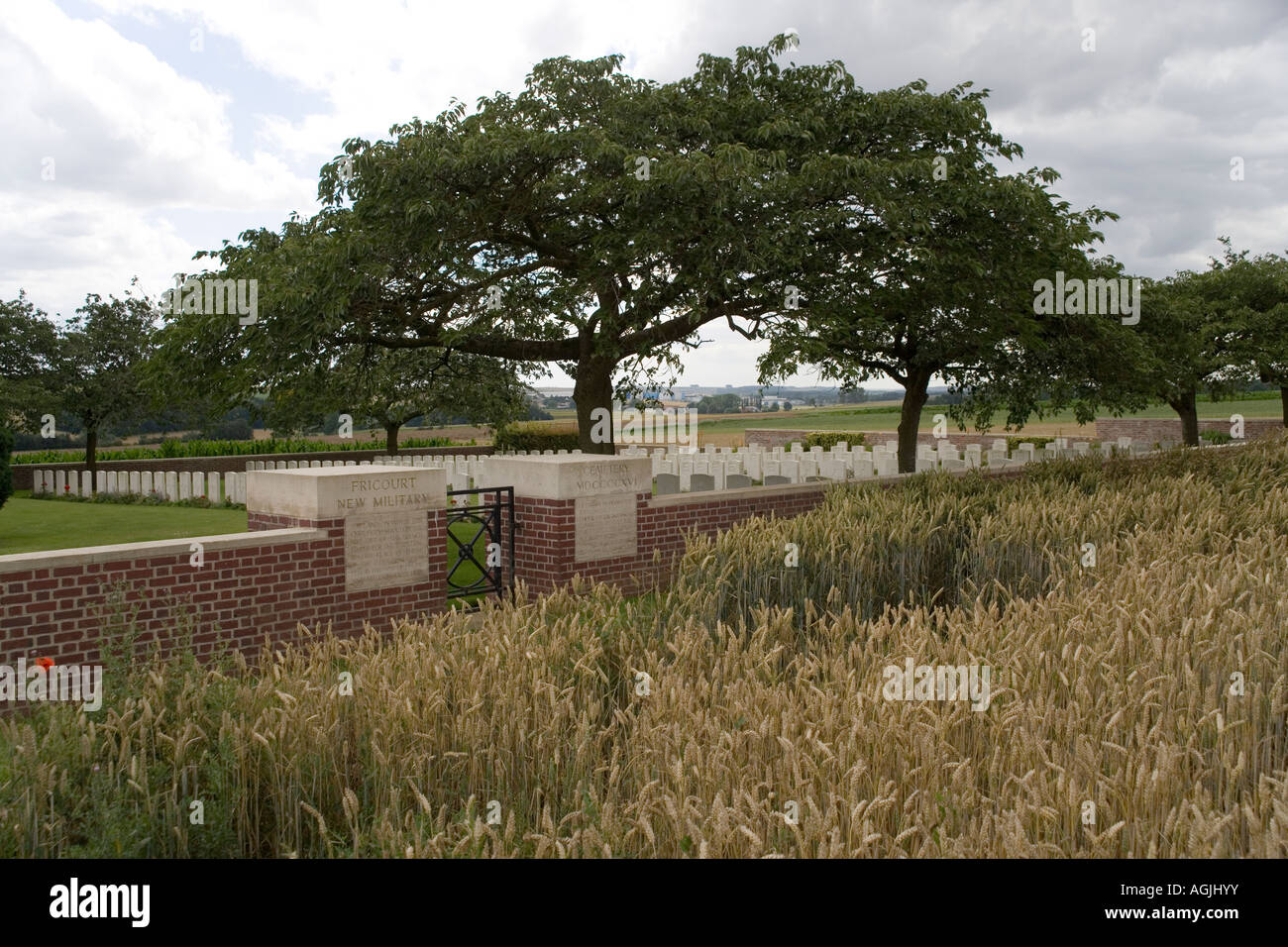 Fricourt Commonwealth War Graves Commission British Cemeteryof the ...