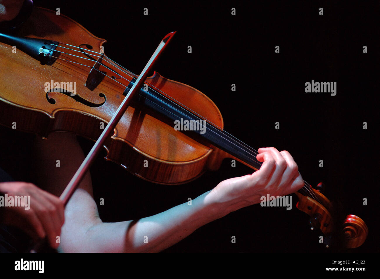 Chordophones hi-res stock photography and images - Alamy