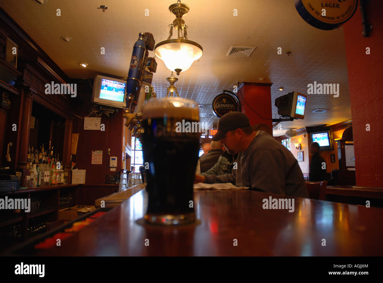 Interior bar boston hi-res stock photography and images - Alamy