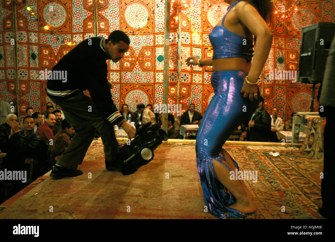 Egyptian wedding dancing hi-res stock photography and images - Alamy