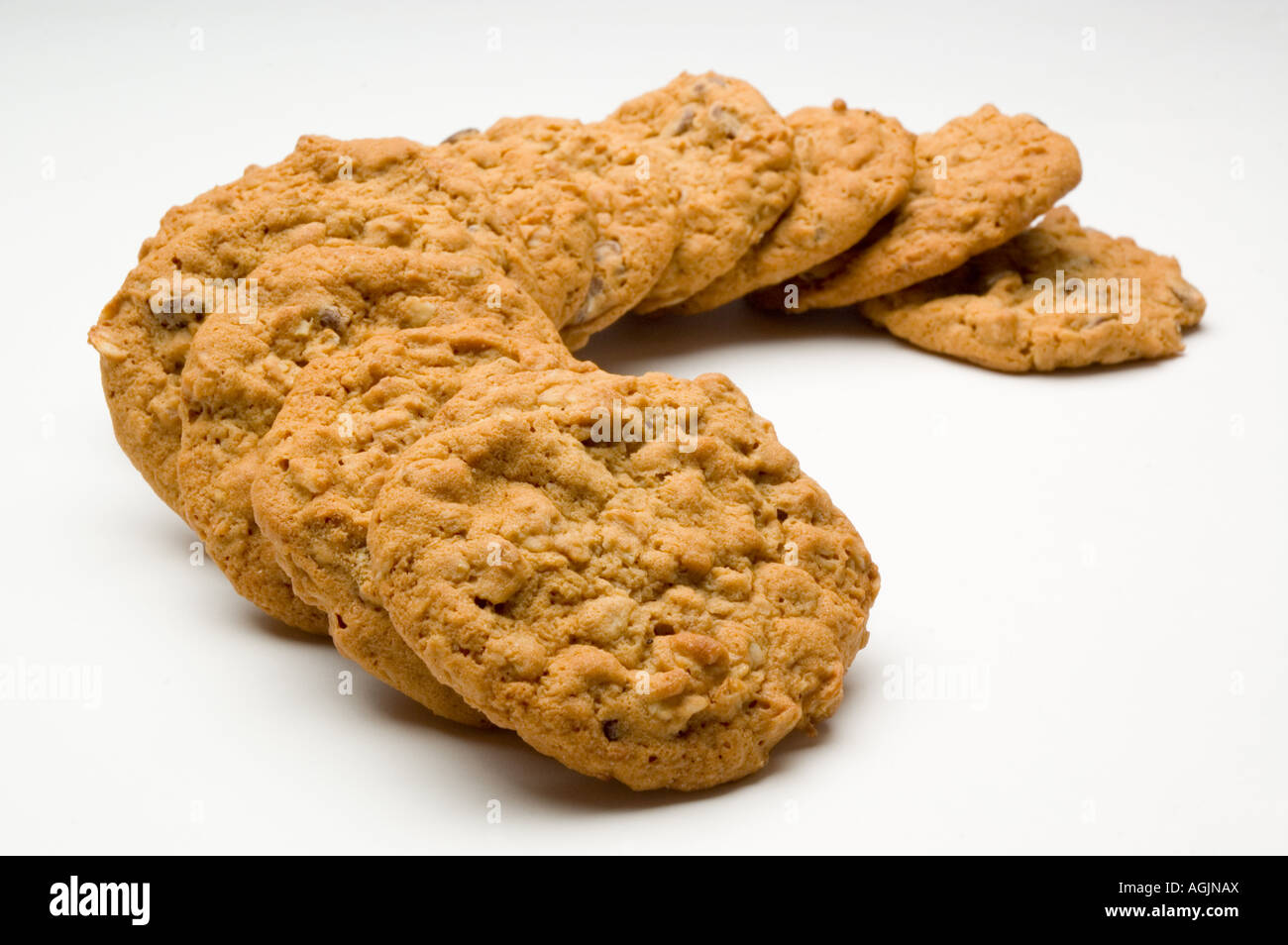 Row of chocolate chip and oatmeal cookies Stock Photo - Alamy