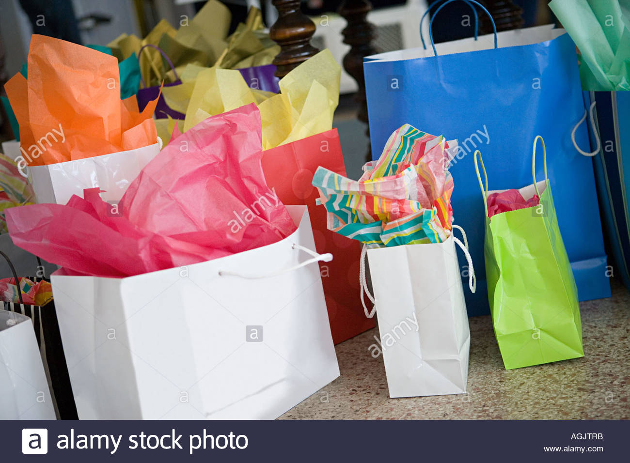 Overload Bags Stock Photos & Overload Bags Stock Images - Alamy