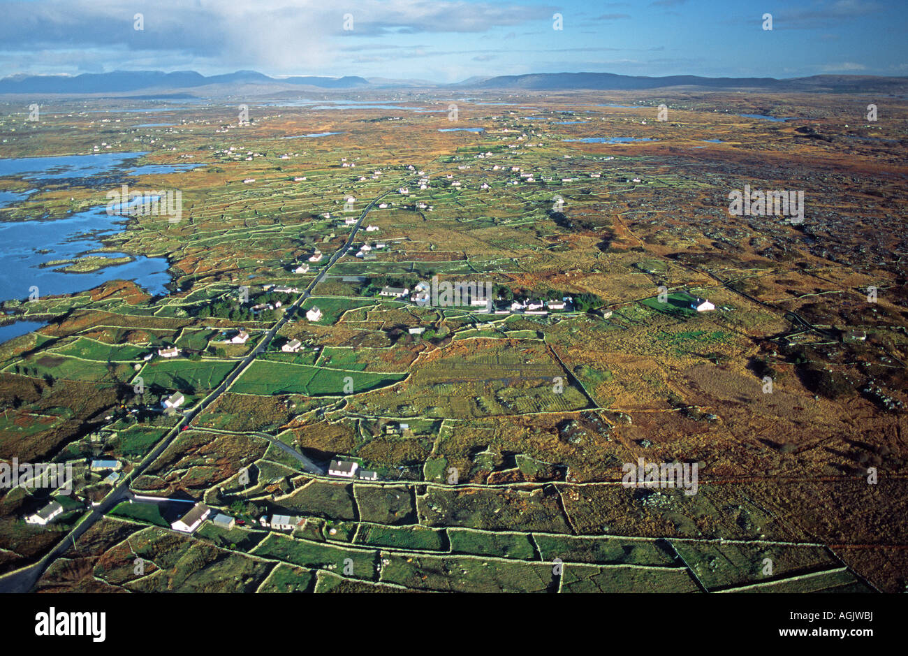 Connemara terrain hi-res stock photography and images - Alamy